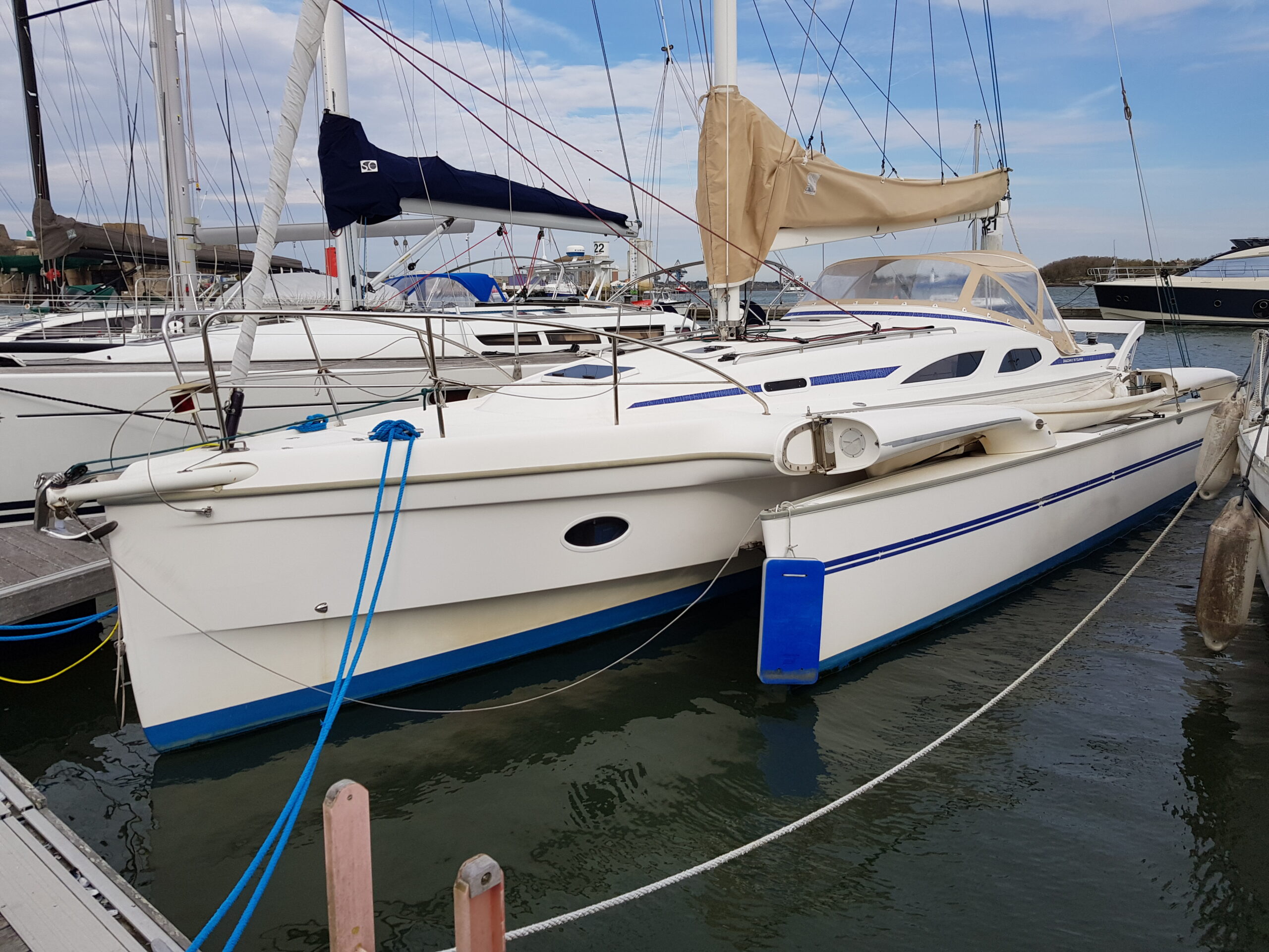 Dragonfly 35 Touring - Hellomulti